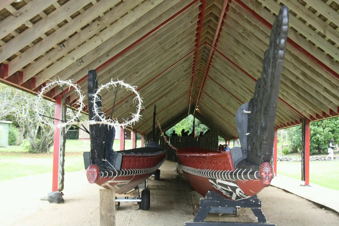 Waitangi, Bay Of Islands, New Zealand Cruises - Excursions, Reviews ...