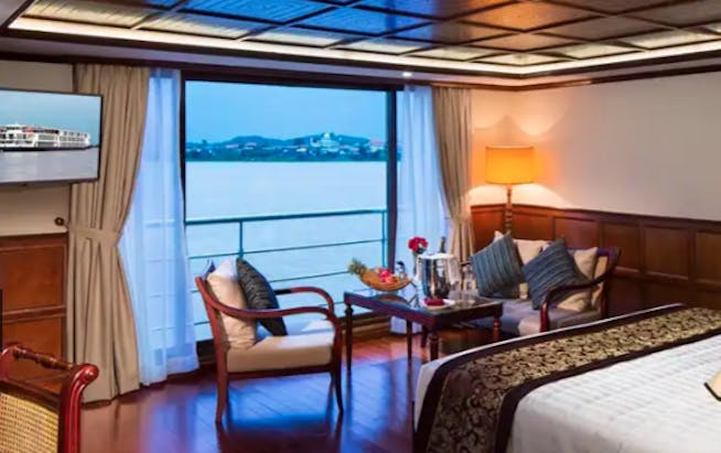 AmaDara Cabins & Staterooms - Cruiseline.com