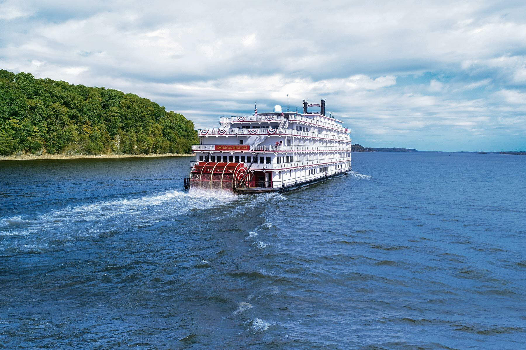 American Heritage Reviews, Ship Details & Photos - Cruiseline.com