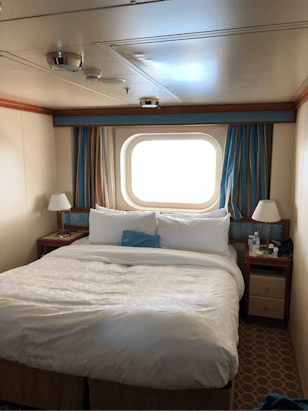 Diamond Princess Cabins & Staterooms - Cruiseline.com
