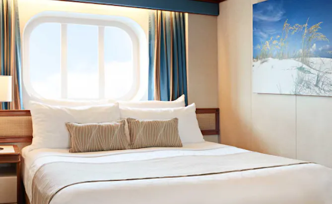 Enchanted Princess Rooms - Cabins, Staterooms & Suites (With Photos)