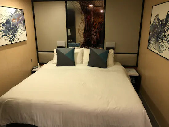 Norwegian Jade Cabins & Staterooms - Cruiseline.com