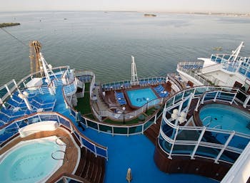 Pools onboard the Royal Princess - Cruiseline.com