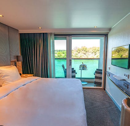 Scenic Azure Cabins & Staterooms - Cruiseline.com