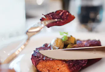 World Navigator Restaurants - Included & Speciality Dining Options