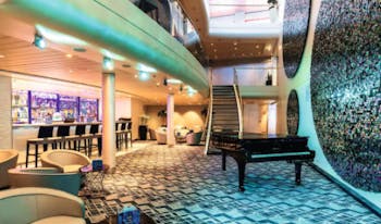 Bar Venues onboard the Marella Explorer 2 - Cruiseline.com