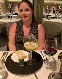 Iona Dining: Restaurants and Food - Cruiseline.com