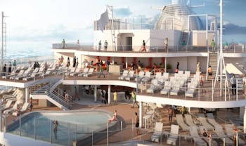 Pools onboard the Discovery Princess - Cruiseline.com