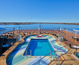 Things to Do on Oosterdam - Onboard Activities & Entertainment