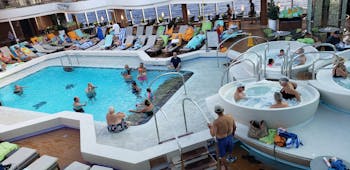 Pools onboard the Nieuw Statendam - Cruiseline.com