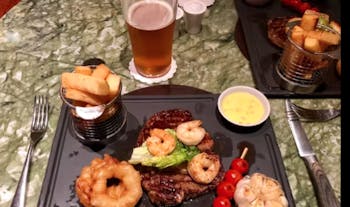 Azura Dining: Restaurants and Food - Cruiseline.com