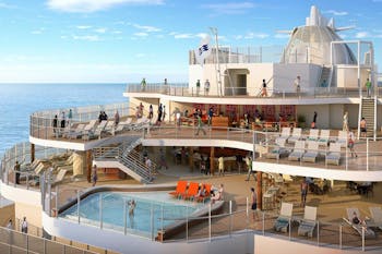 Pools onboard the Discovery Princess - Cruiseline.com