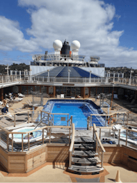 Queen Elizabeth Activities & Entertainment - Cruiseline.com